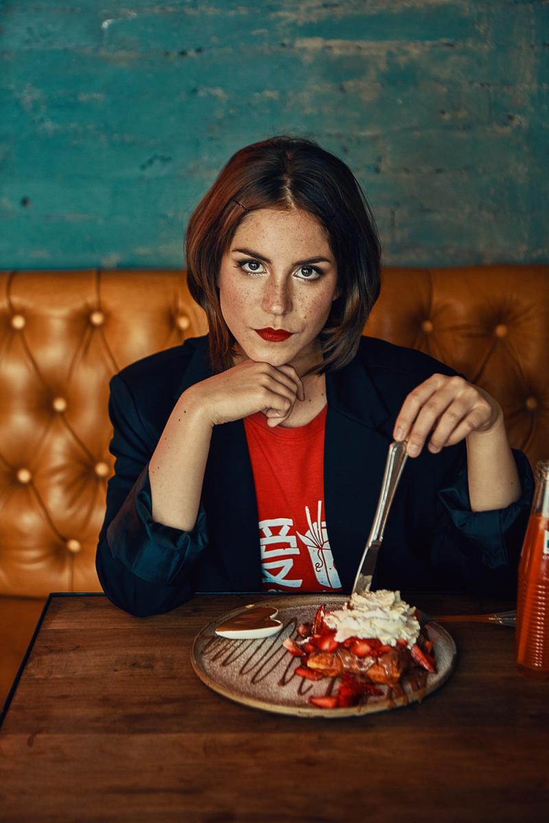FOTOS: Antonia Aldea sorprende con su faceta más juguetona y fashion ... FOTOS: Antonia Aldea sorprende con su faceta más juguetona y fashion ...