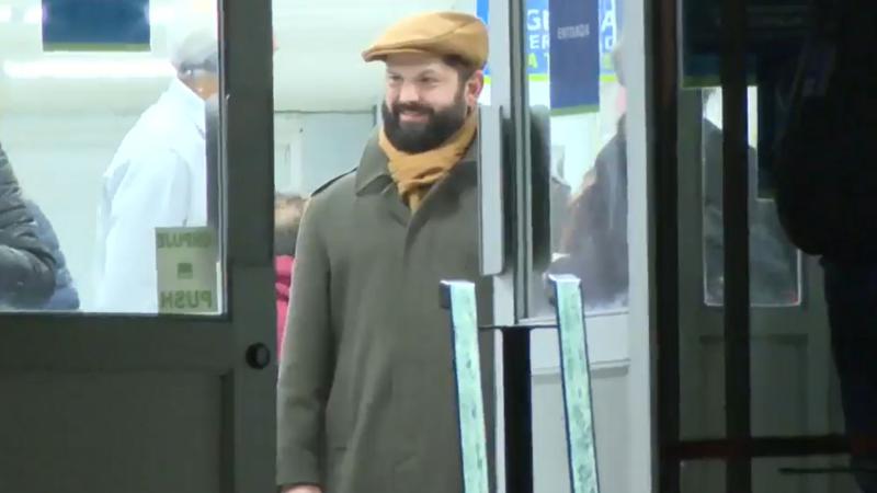 Revisa el video: Así fue la llegada del Presidente Gabriel Boric y su ...