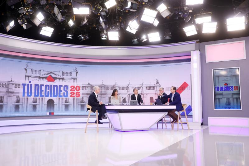 Mesa central dio completo análisis sobre las elecciones 2025 | 13.cl