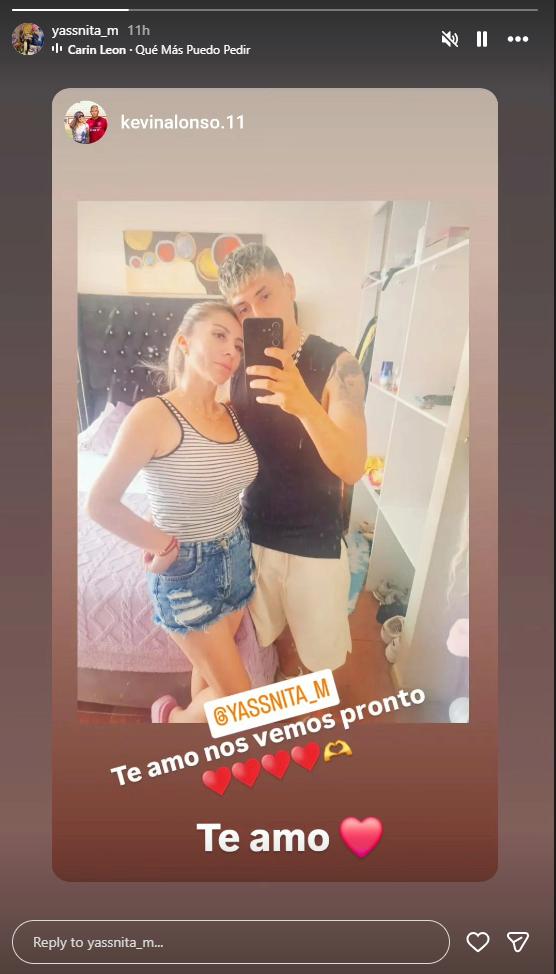 Mamá de Marcianeke presume a su pareja futbolista con romántica foto ...