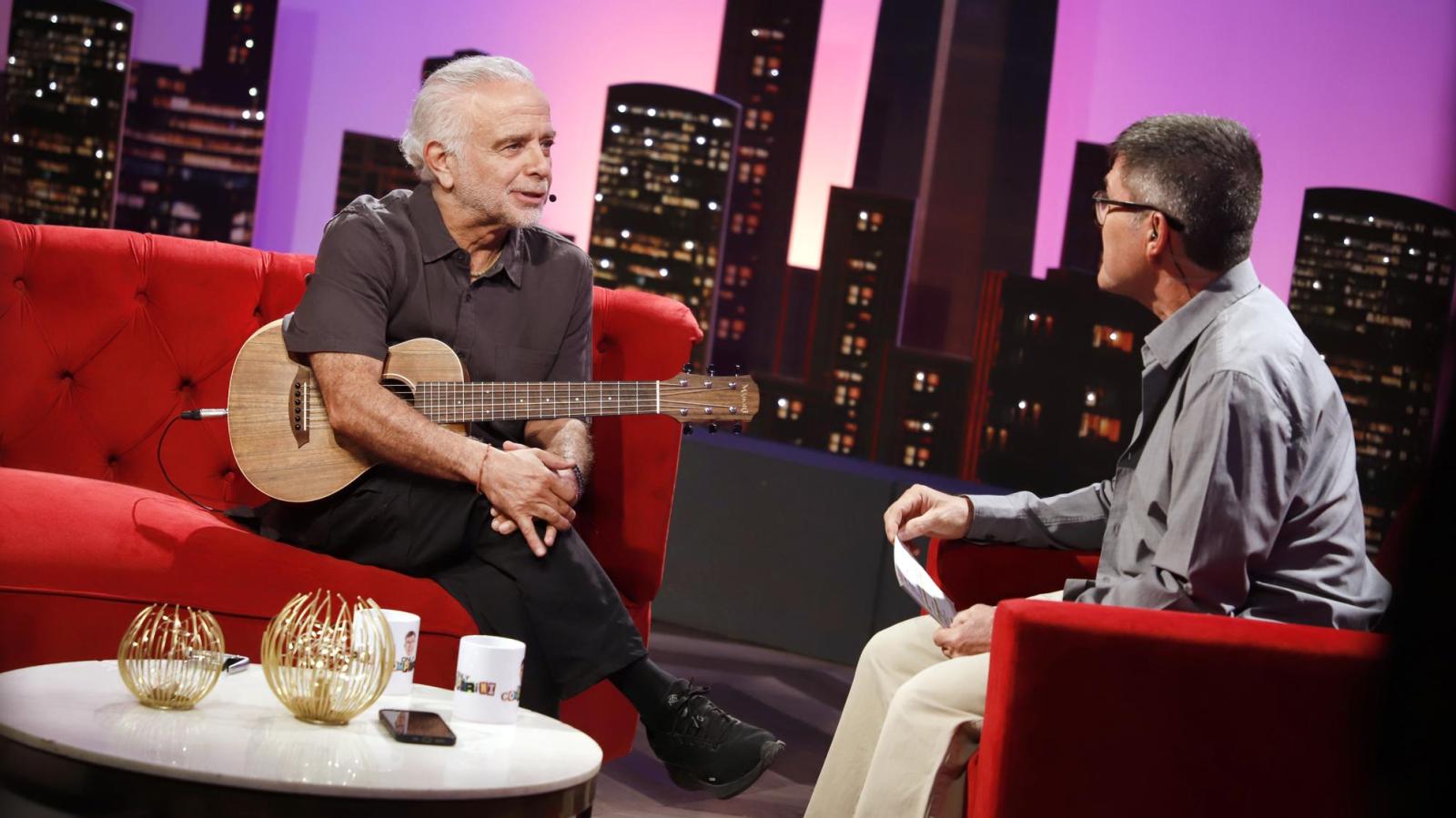 Fernando Ubiergo cuenta la historia detrás de "Un café para Platón"