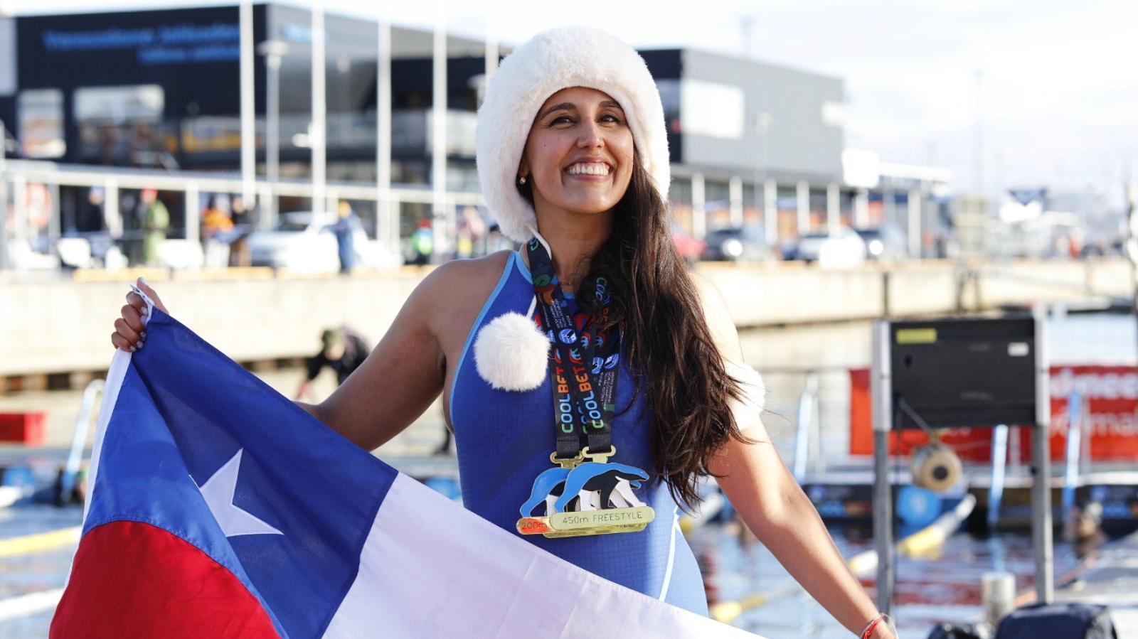 Bárbara Hernández relata su momento más crítico al nadar en aguas de la ...