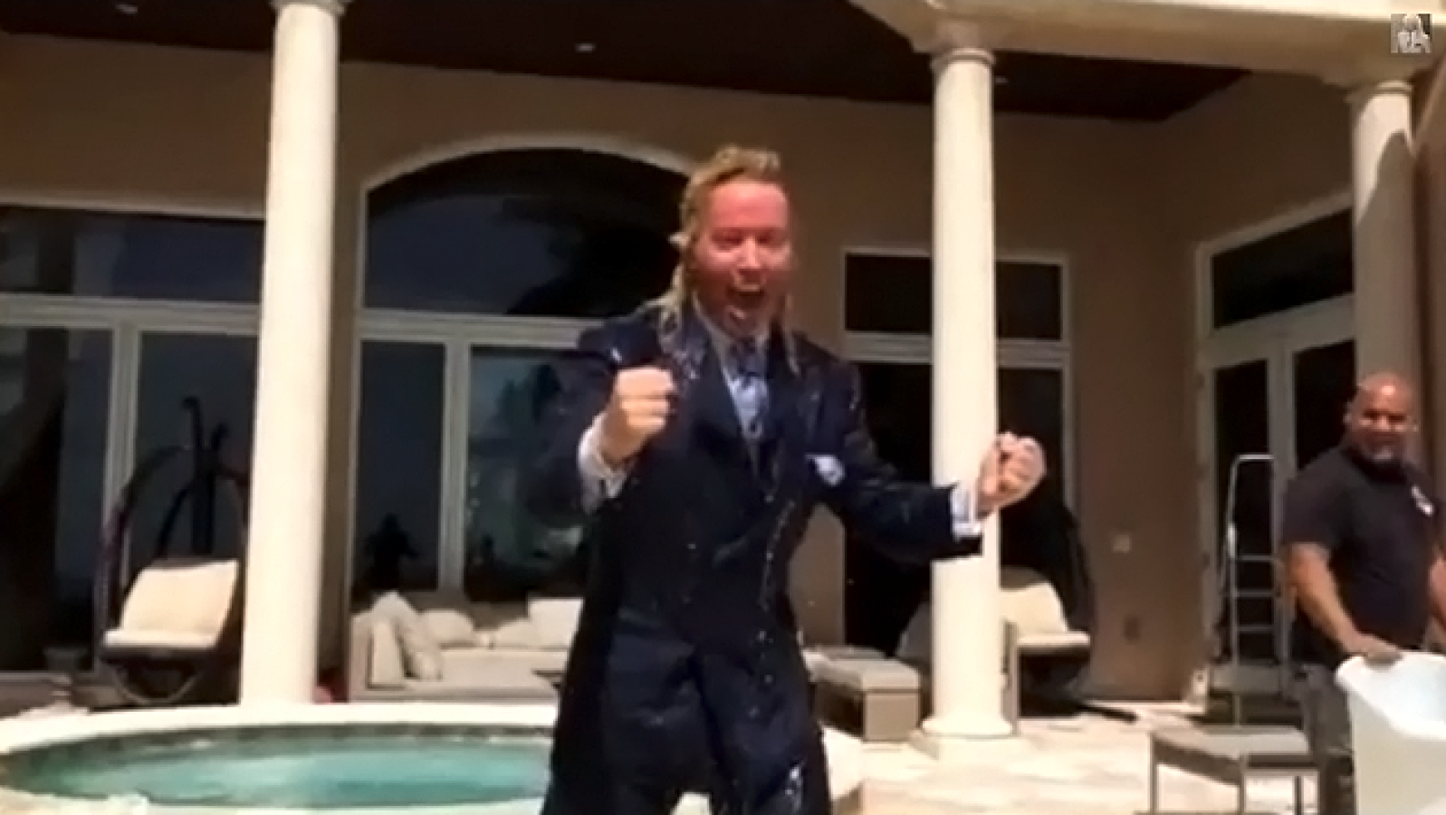 Leonardo Farkas enfrentó el Ice Bucket Challenge