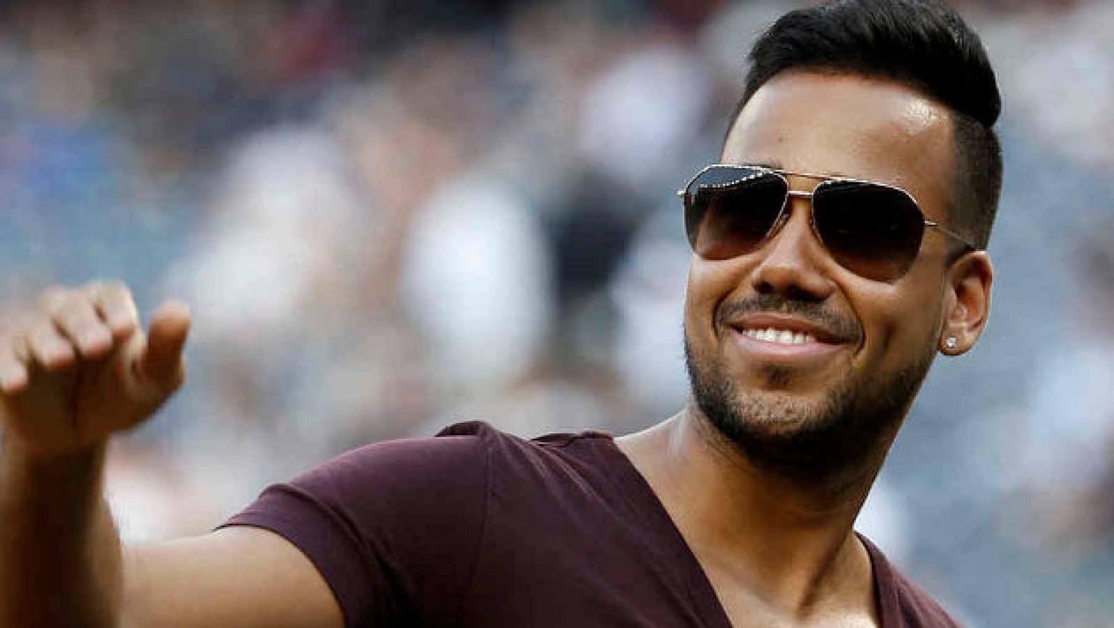 La historia de la chilena que se tatuó la cara y el nombre de Romeo Santos
