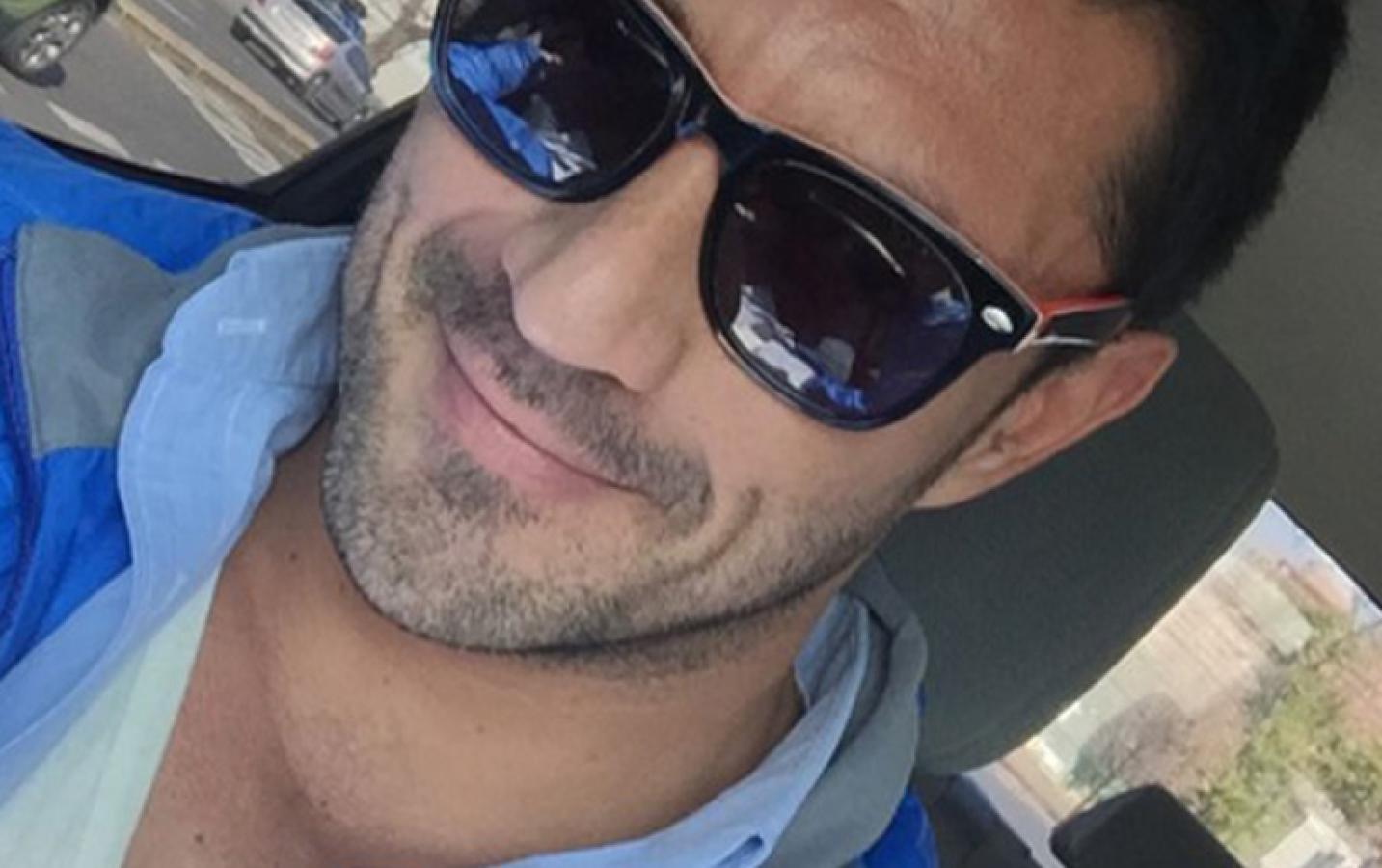 Pato Laguna vende fragancias y le echa perfume a sus clientas