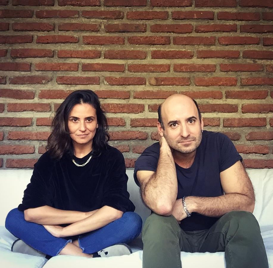 ¿Son pareja? Francisca Gavilán y Cristián Carvajal comparten romántica postal