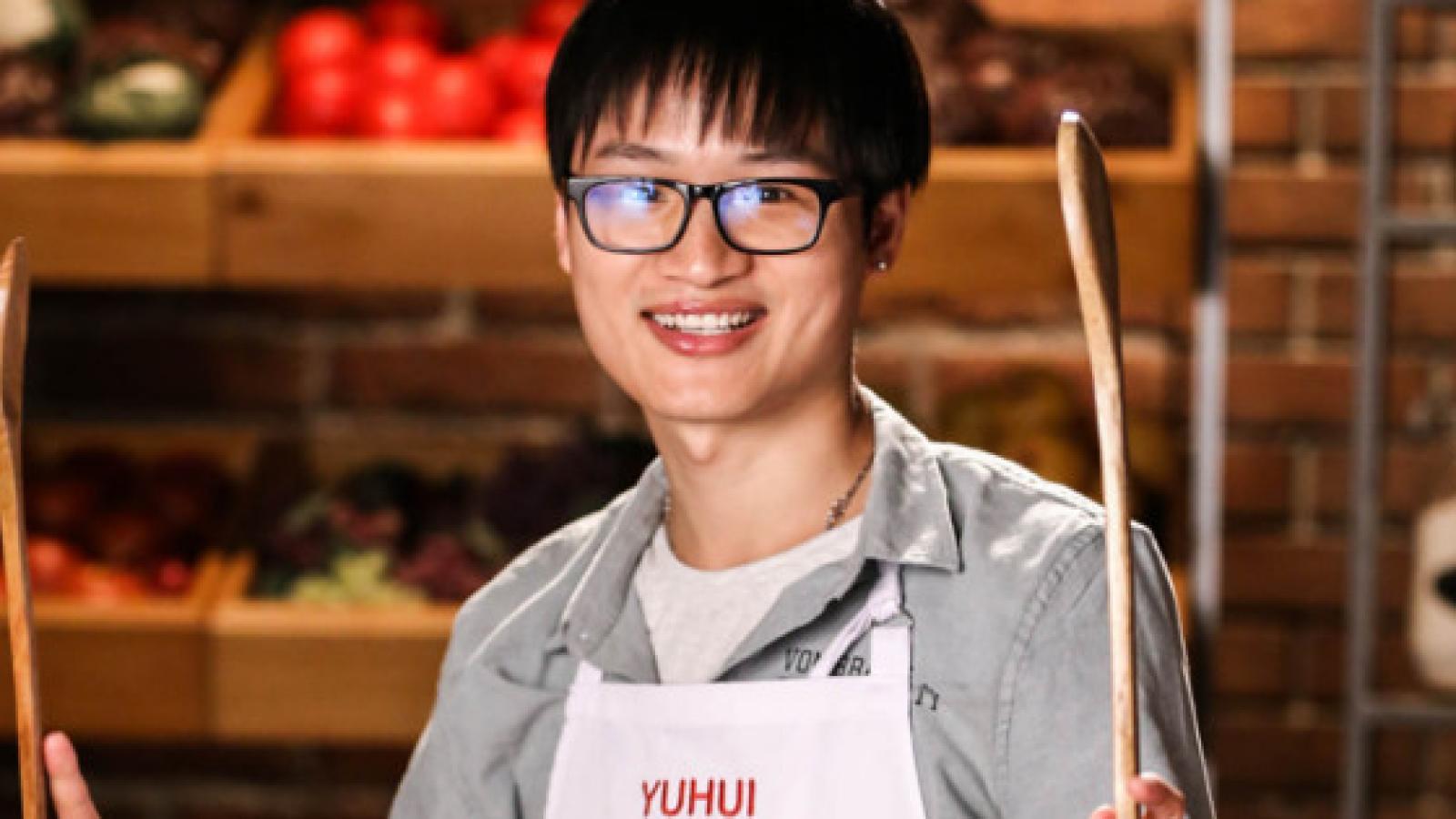 Yuhui Lee presentó públicamente a su novia tras ganar programa de ...