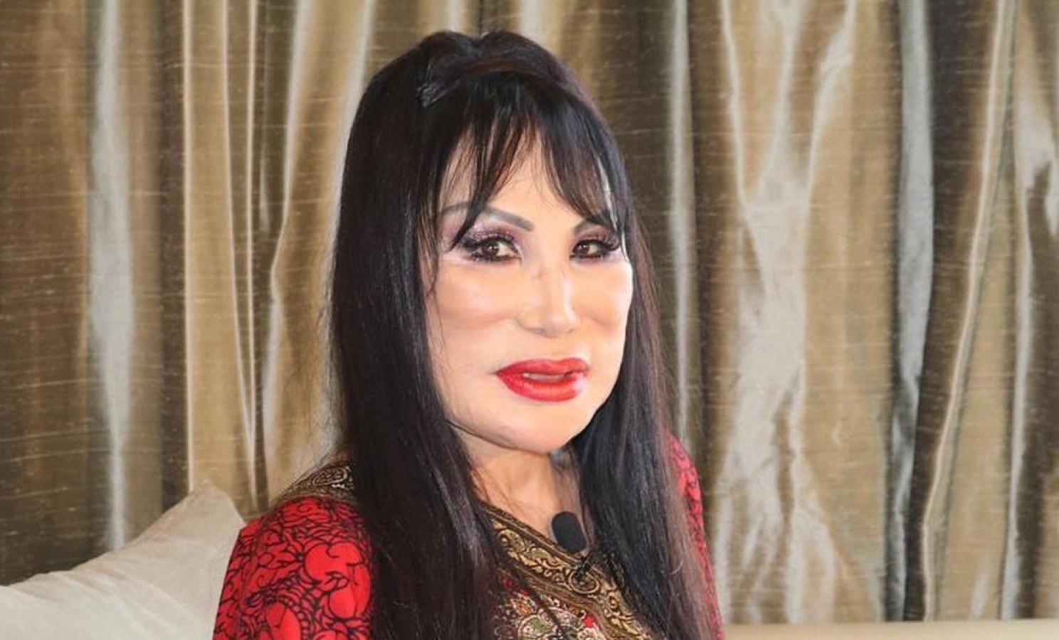 Lyn May, la vedette de 68 años que será madre