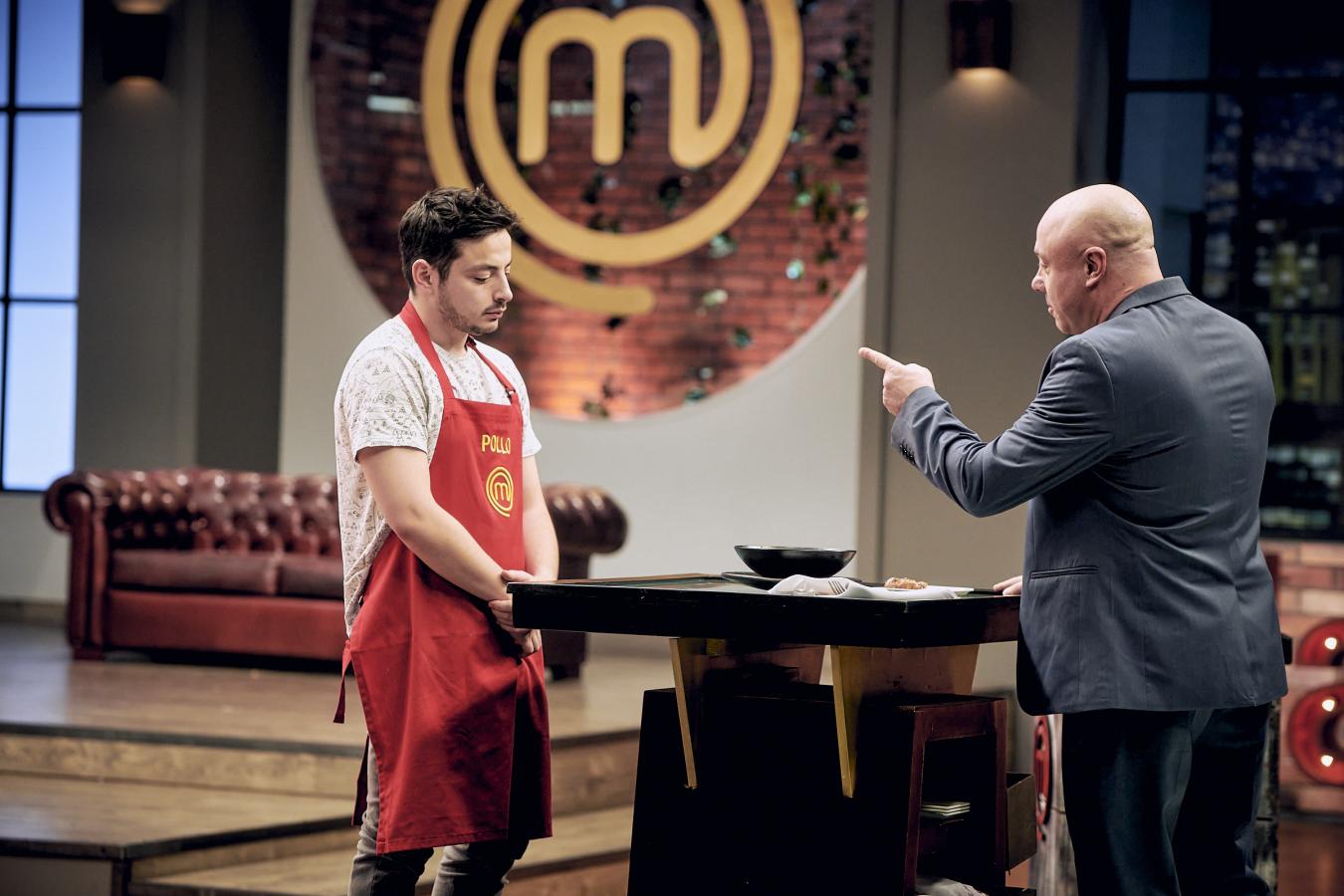 Pollo Castillo recibió críticas en prueba de salvación por ingrediente ...