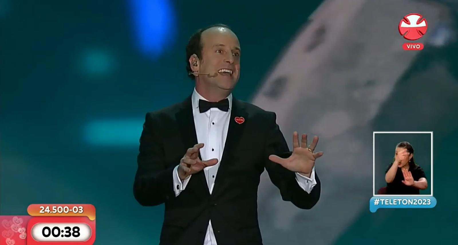 Infaltable: Stefan Kramer presentó una rutina basada en IA para Teletón 2023 | 13.cl