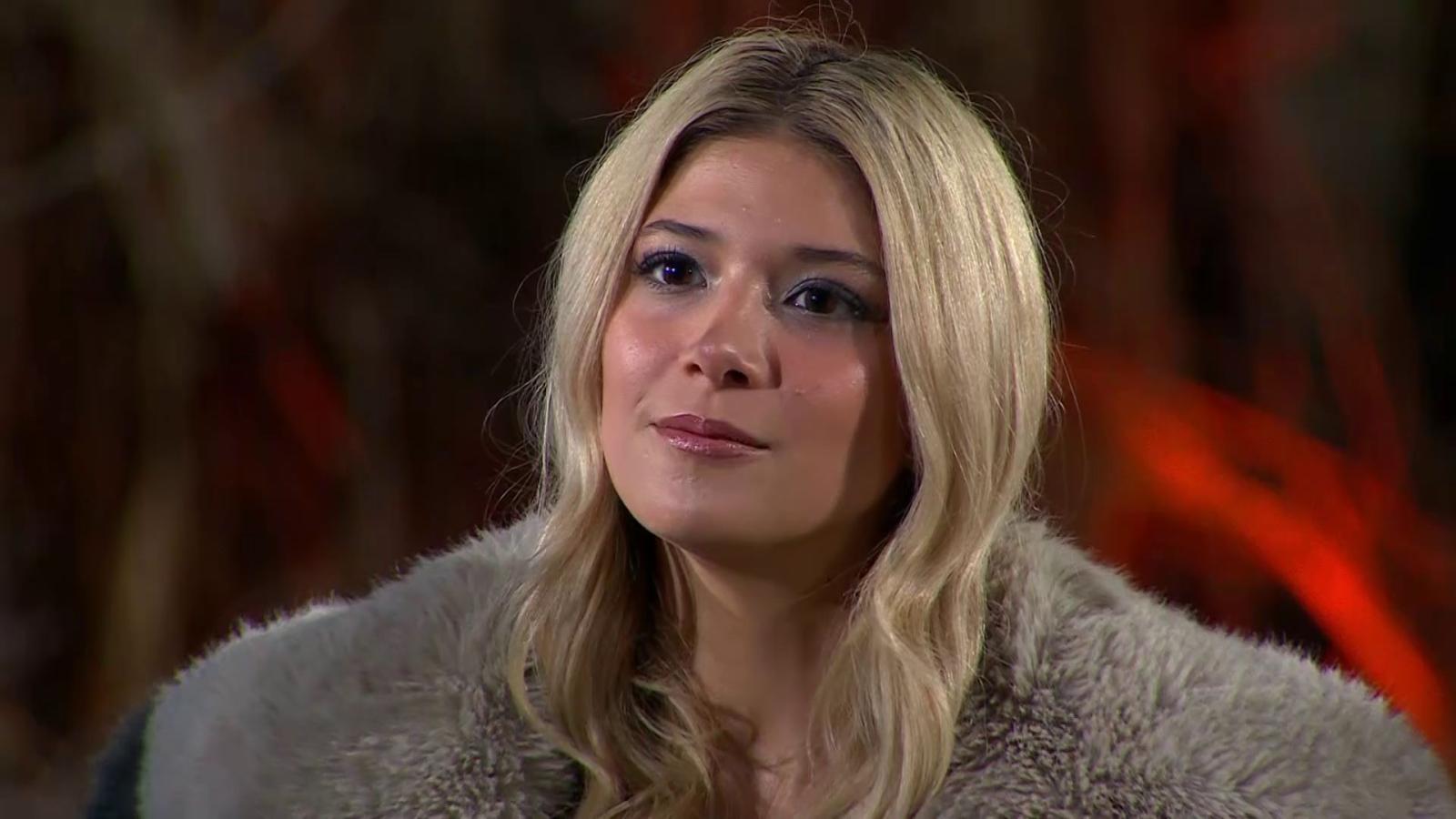 Callmeslooo sex she's very easy to get in touch with and