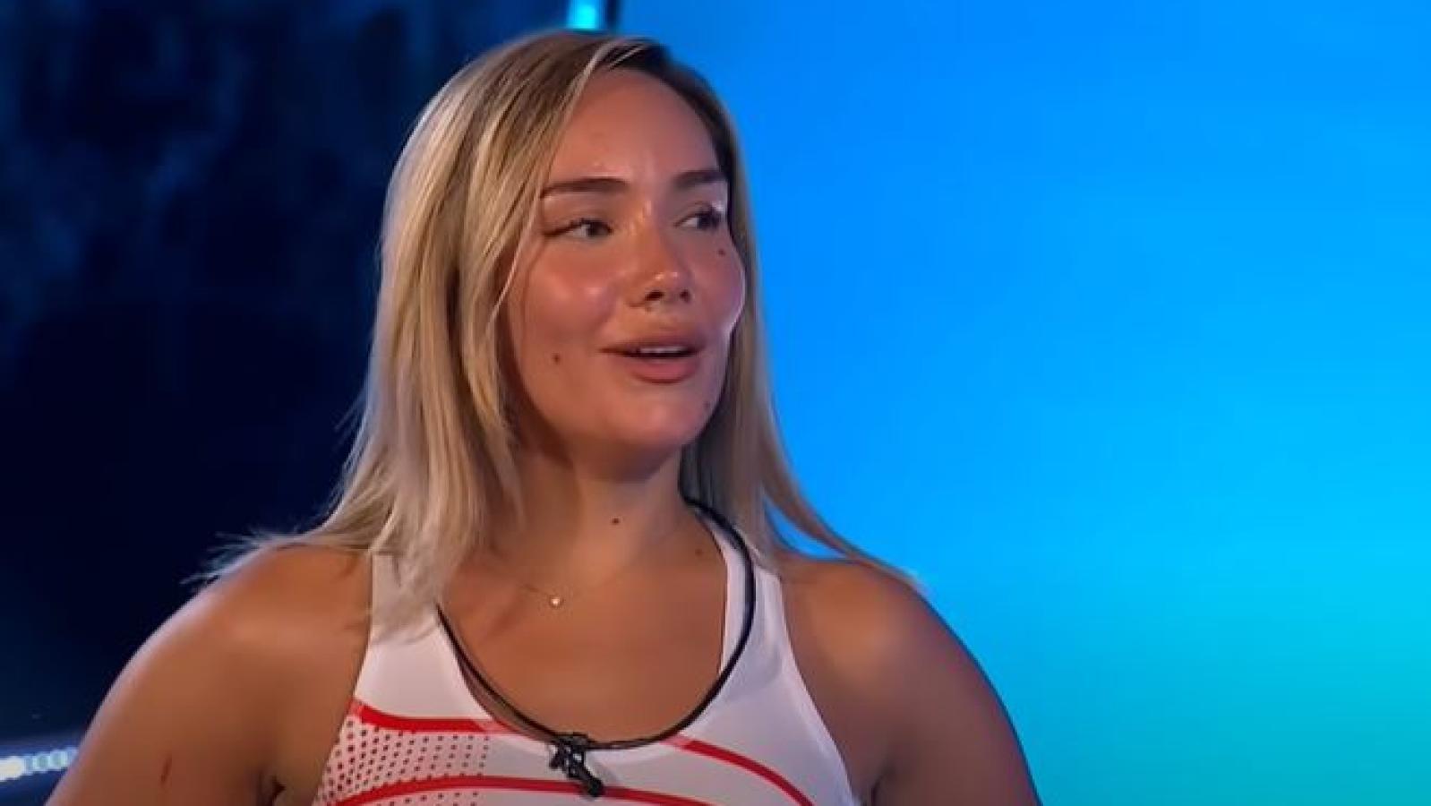 Valentina Concha sorprendió dándole un beso en la boca a su máxima ...