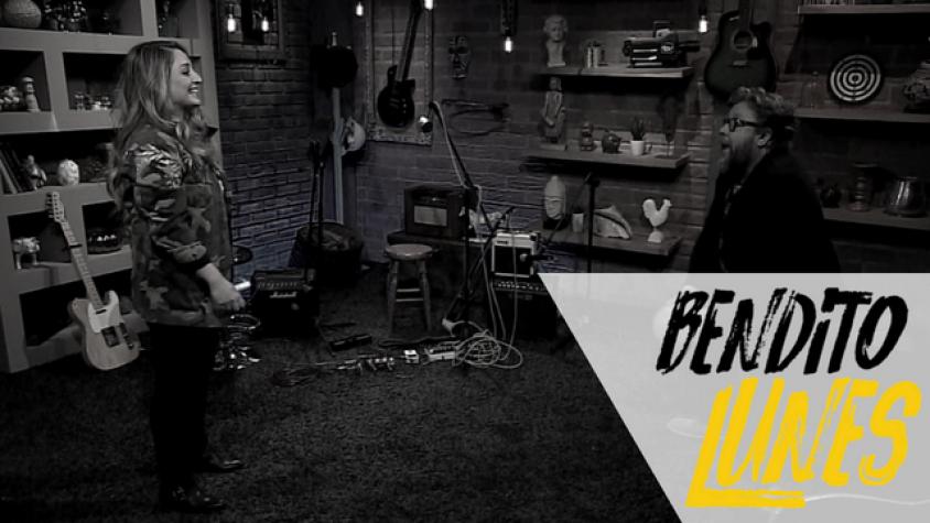 Sol Leyton y una campeona de natación senior