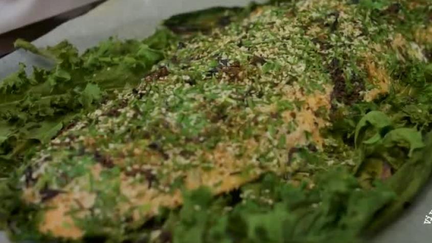 ¿Cómo hacer un salmón con una costra crocante? Sigue la receta de Carlo ...