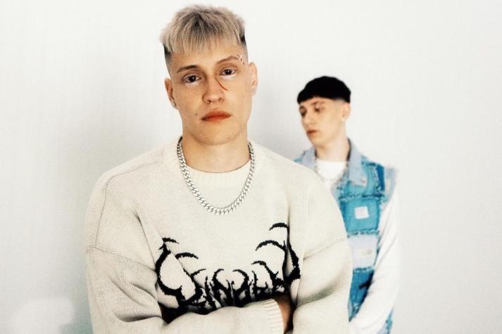 ¿Quién es Kidd Voodoo, el cantante urbano elogiado por Los Bunkers? | 13.cl